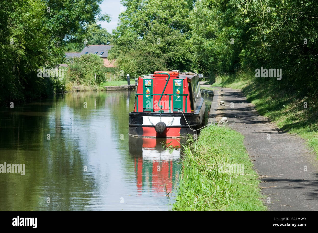 stratford upon avon canal lapworth flight of locks warwickshire ...
