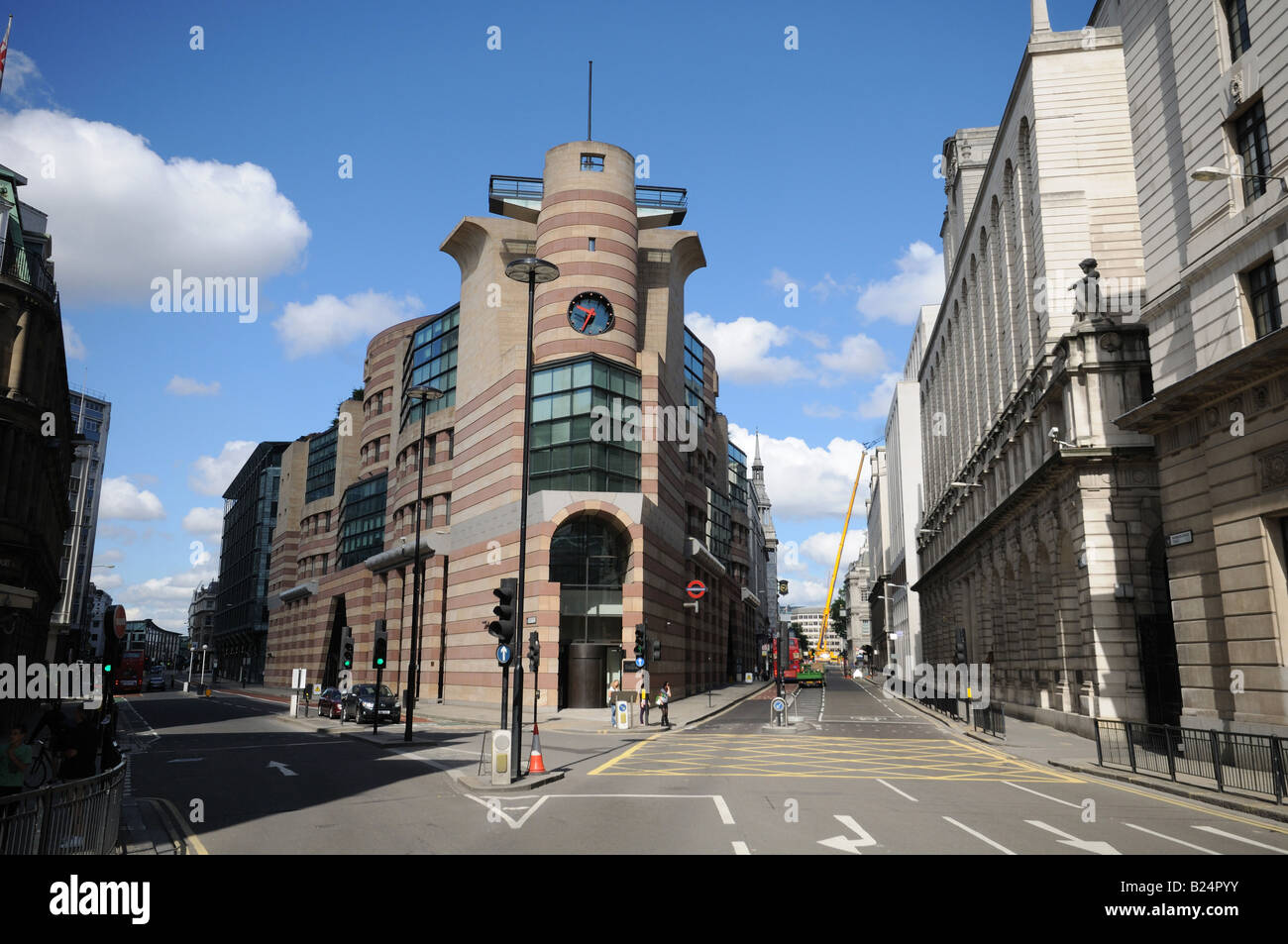 1 poultry bank, city of london hi-res stock photography and images - Alamy