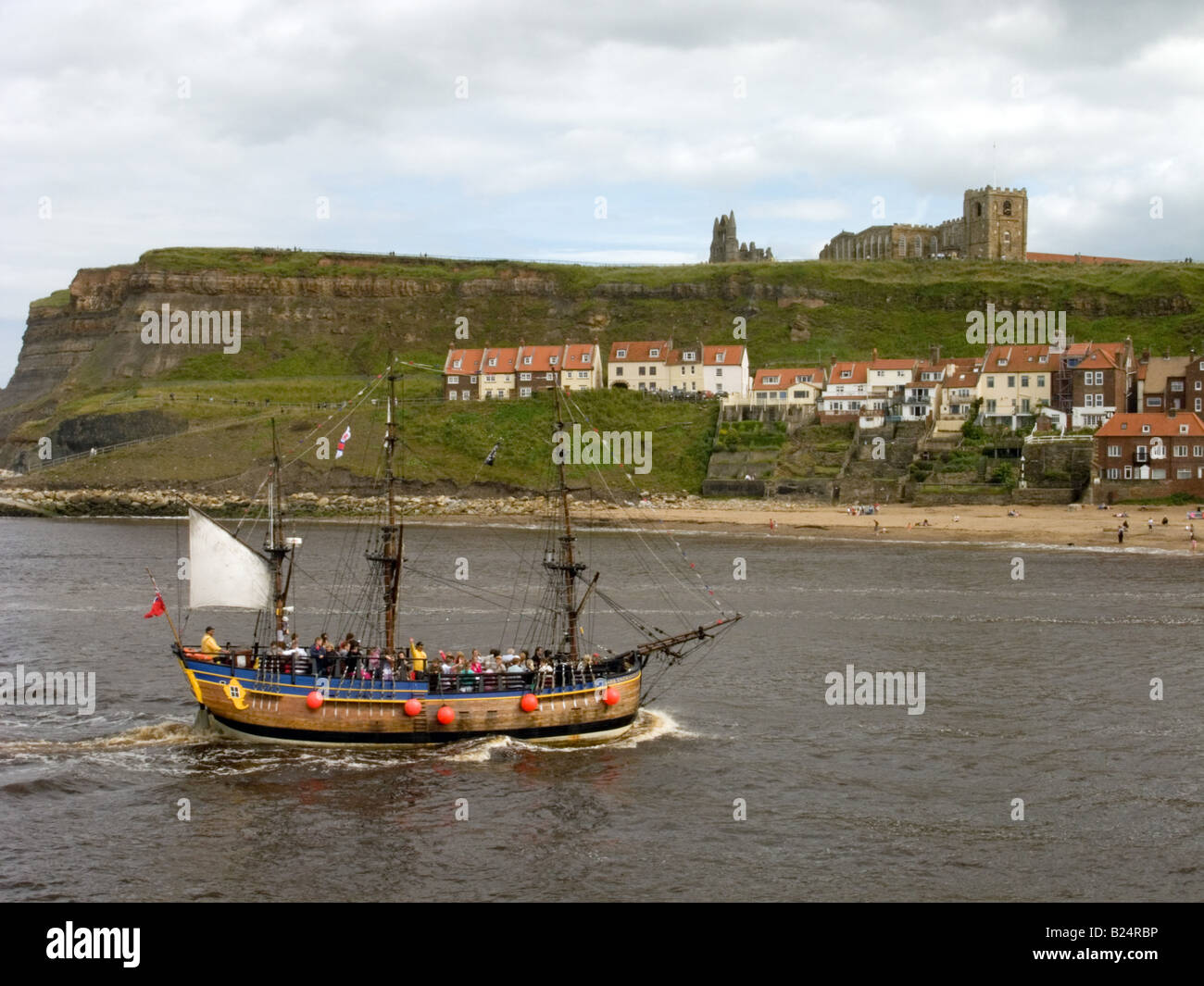 Replica of Bark Endeavour enters Whitby Harbour Stock Photo - Alamy