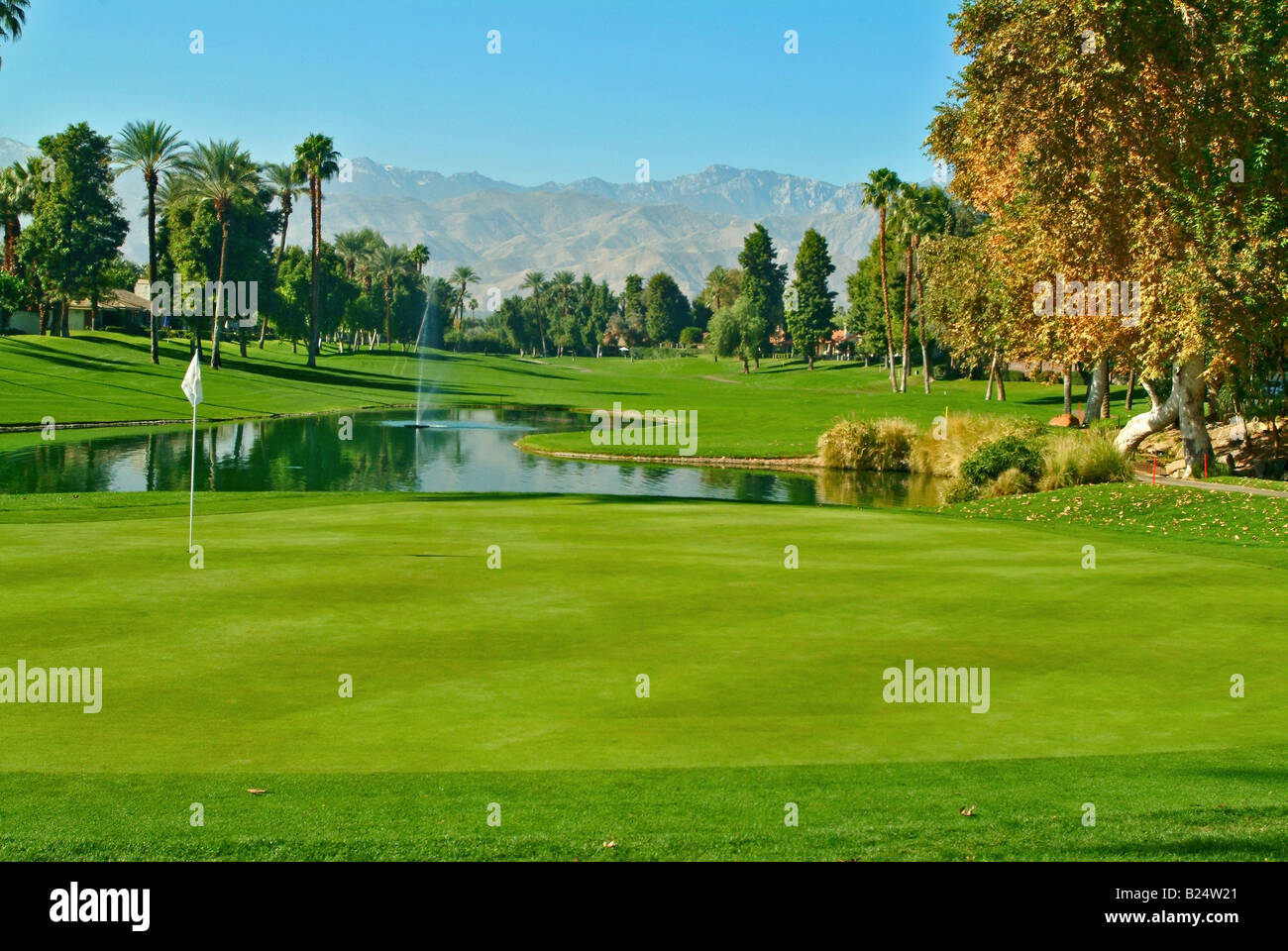 Monterey country club palm desert hi-res stock photography and images ...
