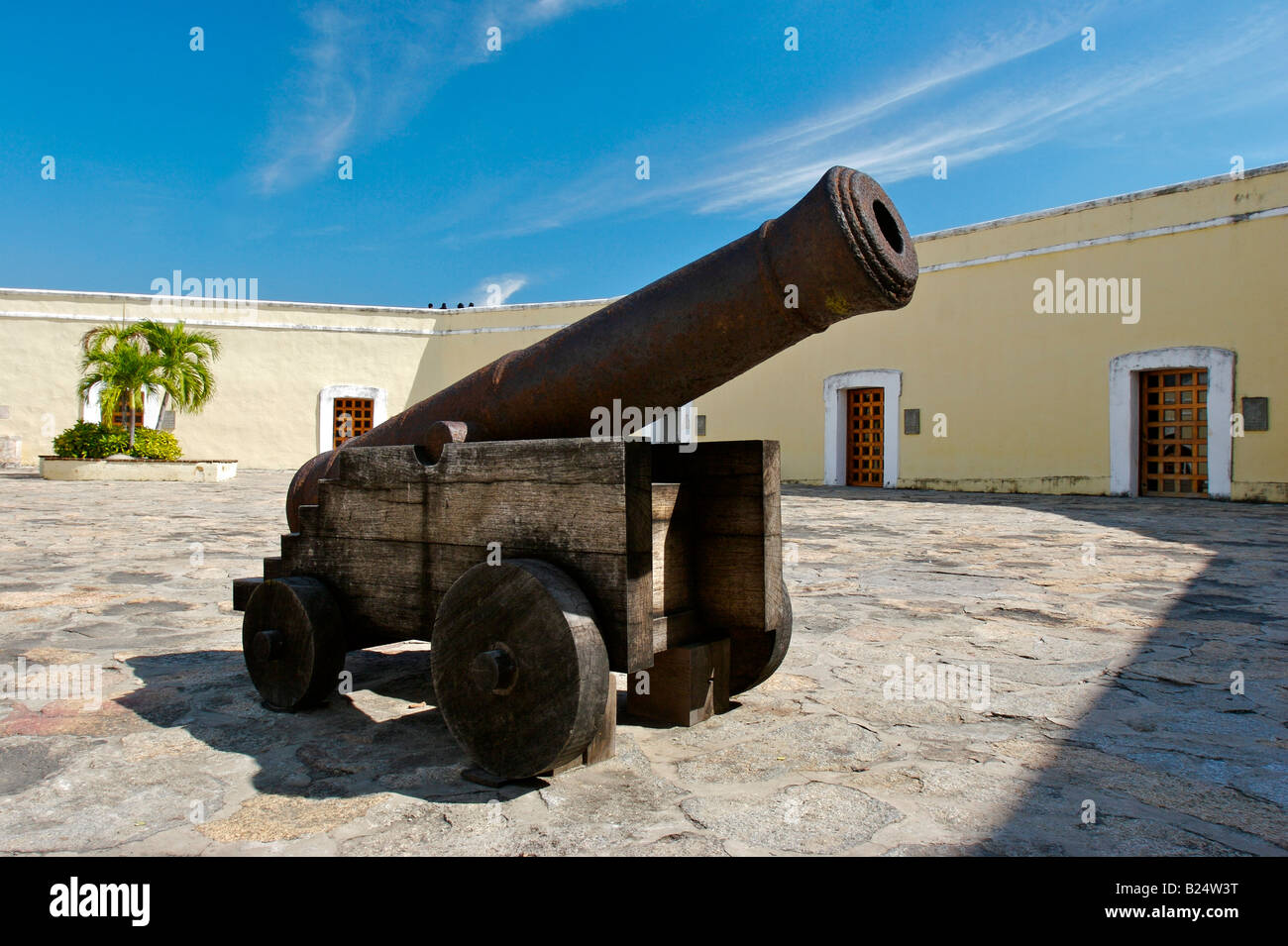 A CANNON IN THE FORT OF SAN DIEGO IN THE CITY OF ACAPULCO IN MEXICO THE ...
