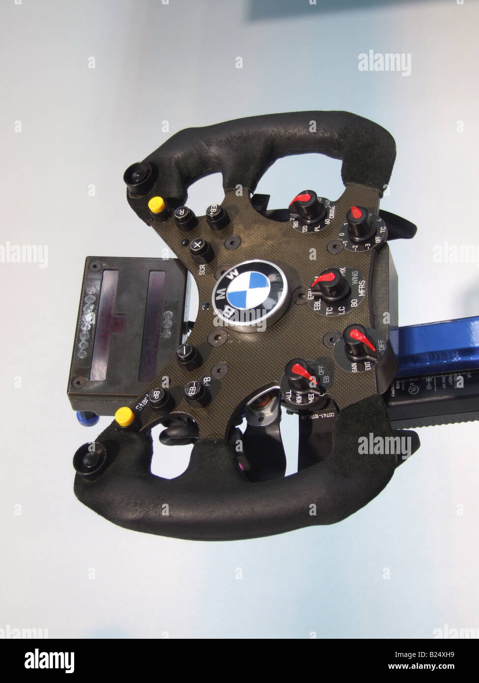 Formula one car close up cockpit hi-res stock photography and images ...