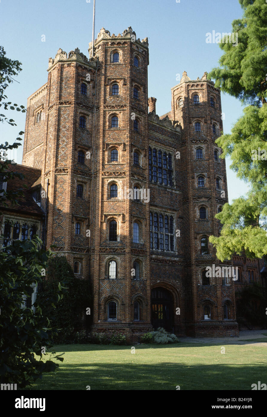Layer Marney Tower Essex 1520 central tower to large house Stock Photo ...
