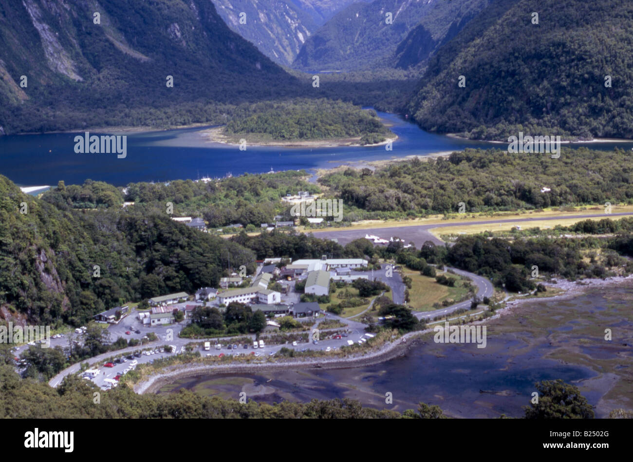 Arthur River Valley (Milford Sound end of the famed Milford Track) with ...