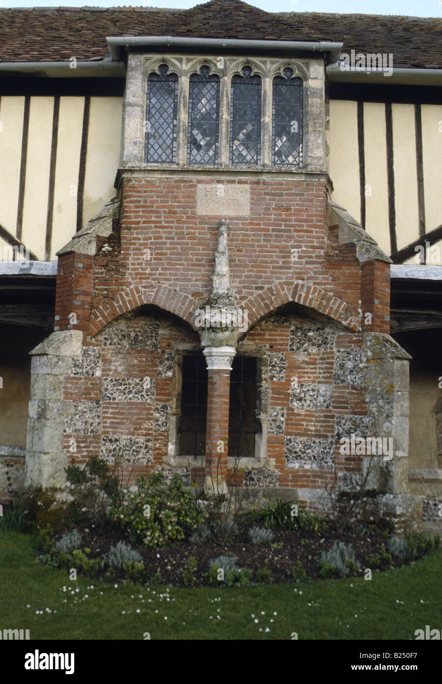 Medieval almshouse hi-res stock photography and images - Alamy