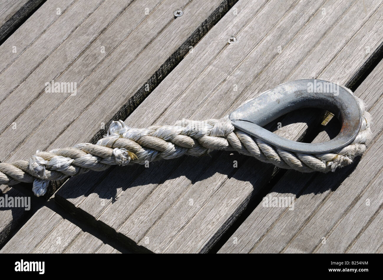 Marina and yacht fittings rope and eye Stock Photo - Alamy