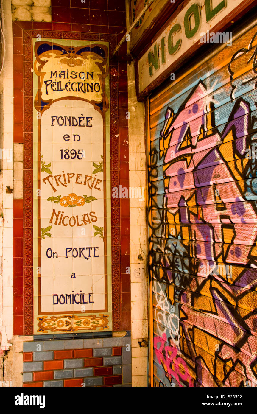 shop sign and graffiti in Old Town of Nice, Cote d'azur, France Stock ...