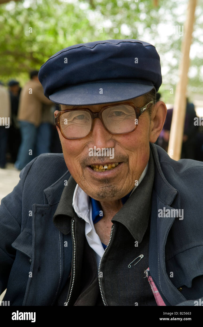Portrait of a Chinese man Stock Photo - Alamy