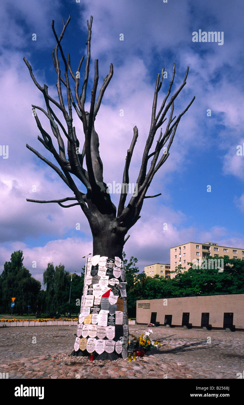 July 11, 2008 - Dead tree used for posting obituaries at the courtyard ...