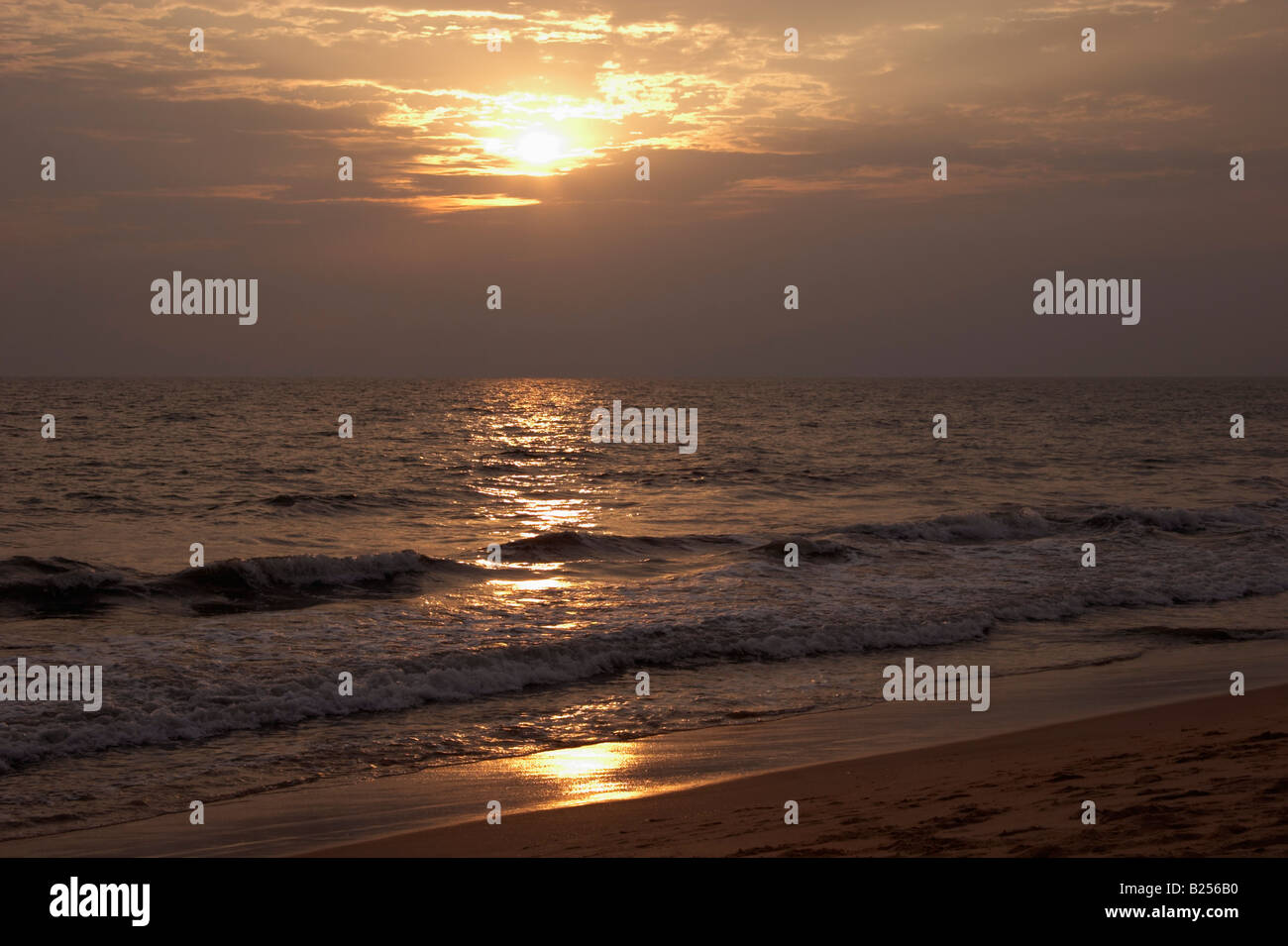 Sunset over Lakshadweep Sea off the Costa Malabari beach near Kannur ...