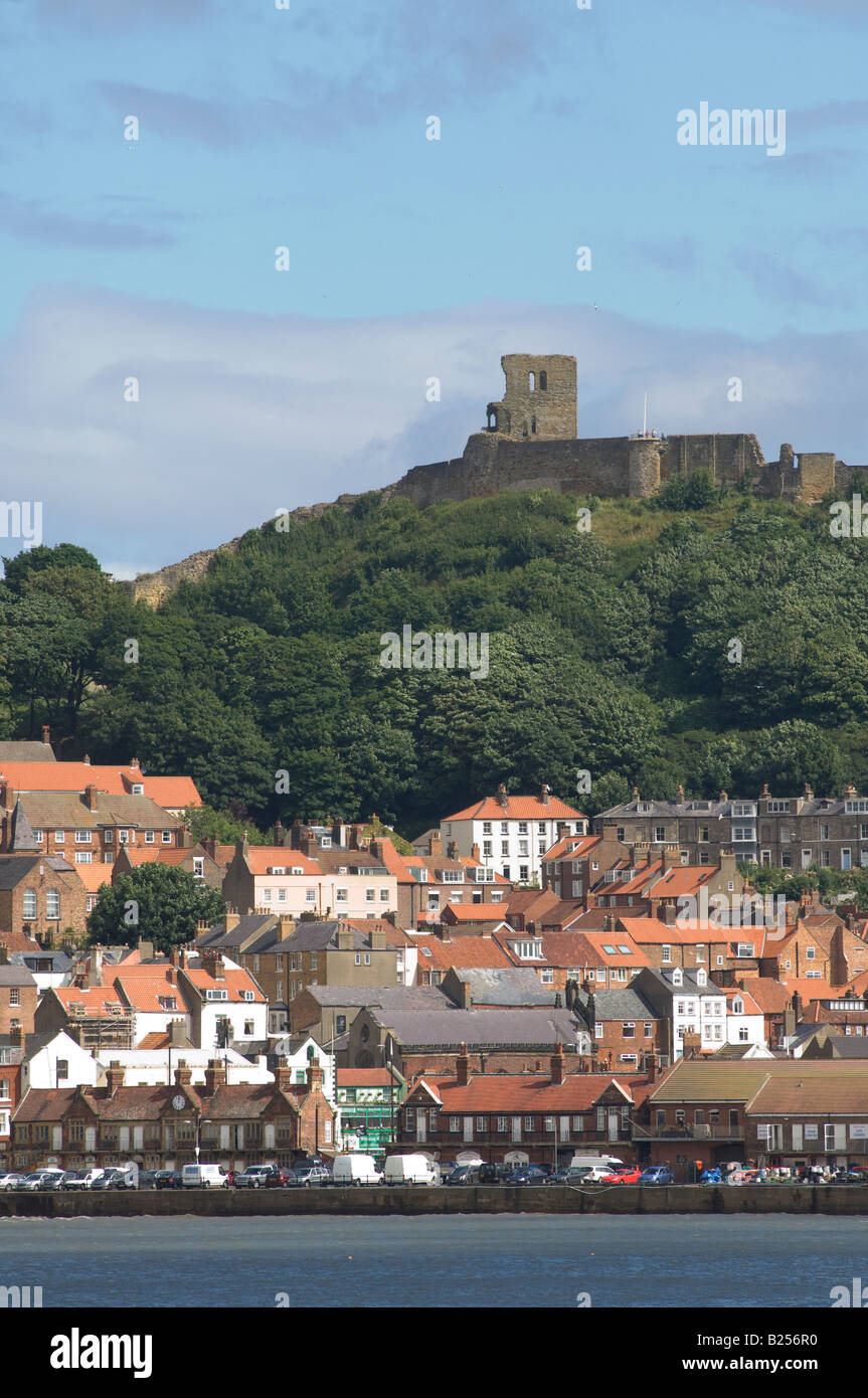 Scarborough old town hi-res stock photography and images - Alamy