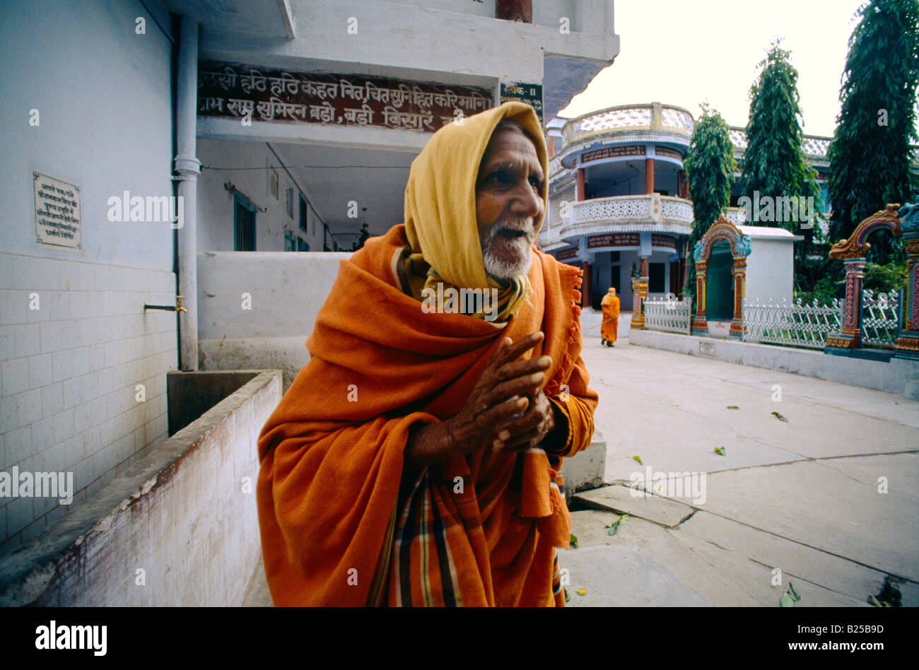 Sannyasin hi-res stock photography and images - Alamy