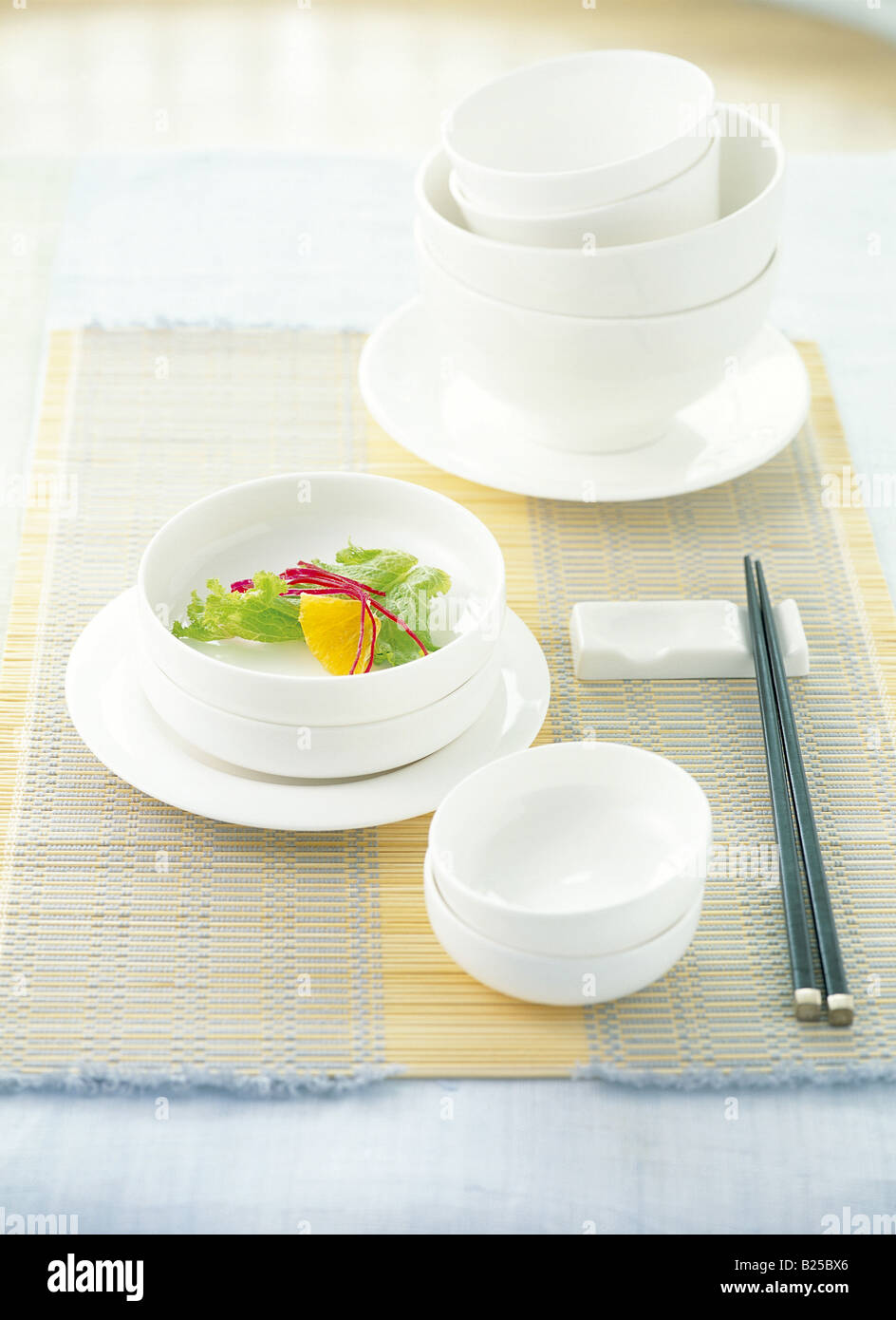 Korean food and table setting Stock Photo - Alamy
