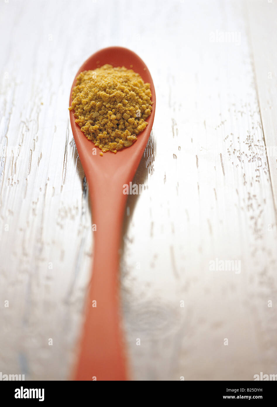 Spoon and powder Stock Photo - Alamy