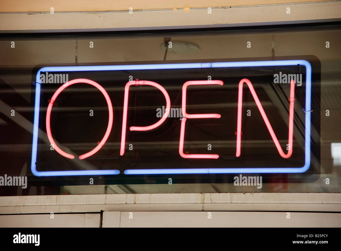 "Open" neon sign in Manhattan - New York City, USA Stock Photo - Alamy
