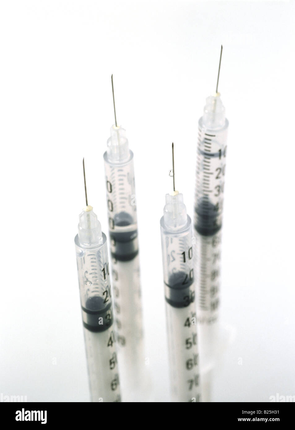 Injection and needle Stock Photo - Alamy