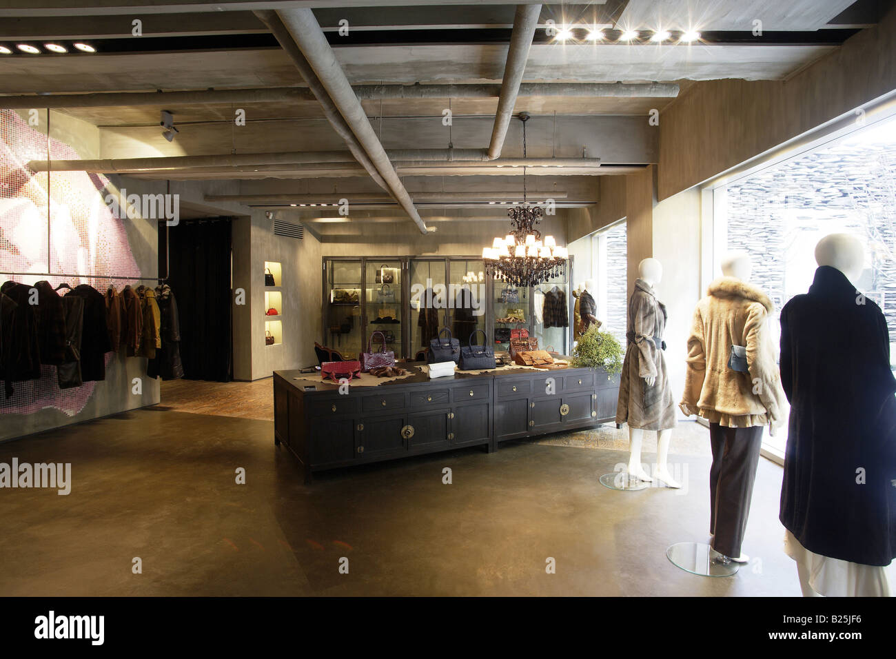 Interior view of clothing shop Stock Photo - Alamy