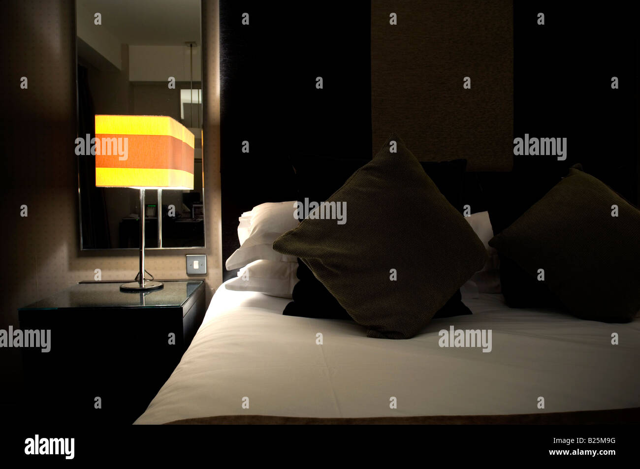 Luxurious hotel hotel table hi-res stock photography and images - Alamy