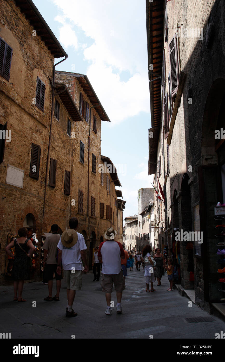 view along san giovanni san gimignano delle belle torri tuscany ...