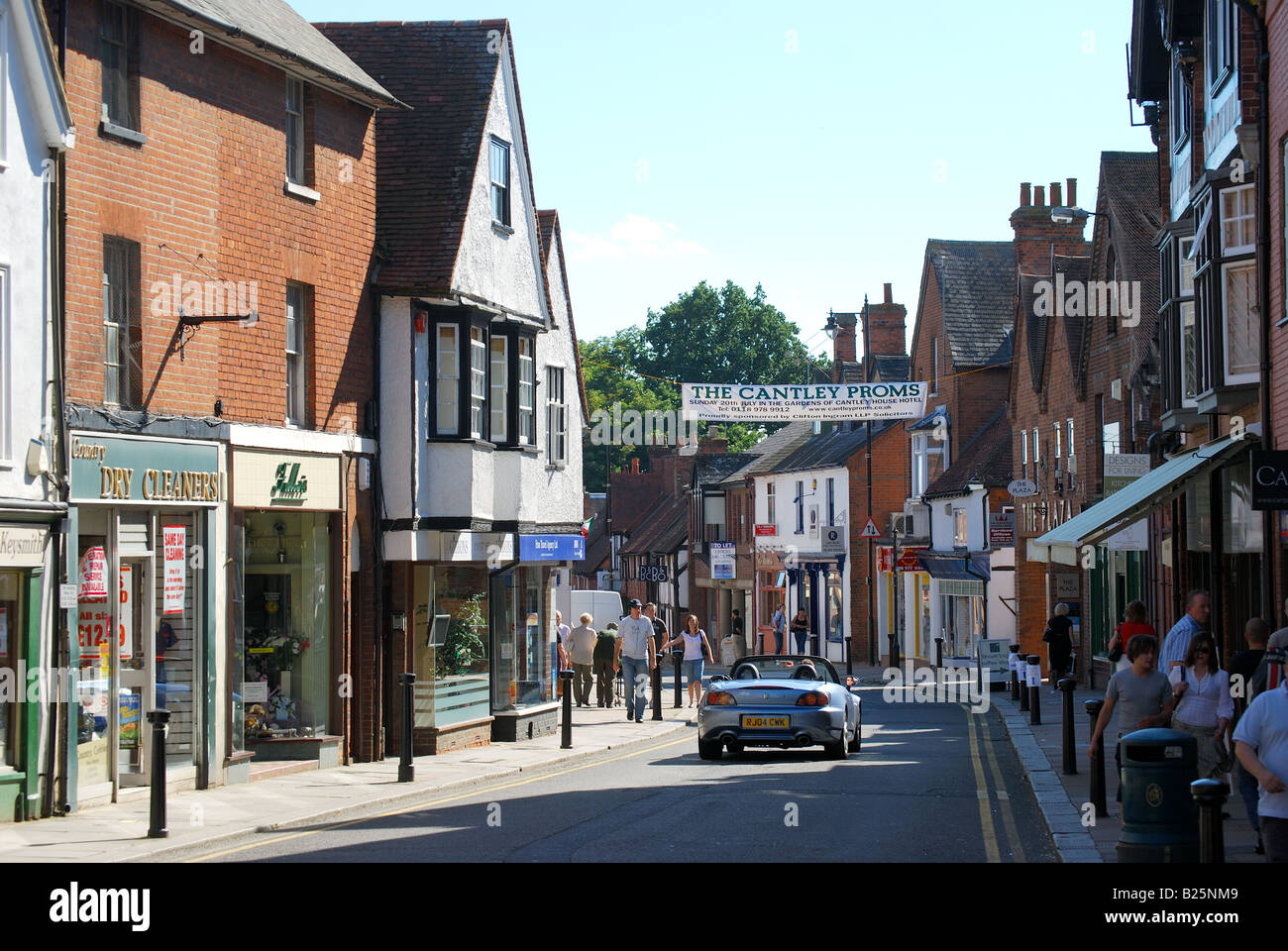 Denmark street wokingham berkshire england hi-res stock photography and ...