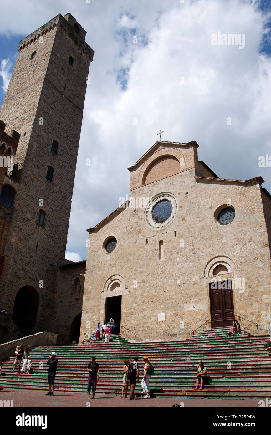 collegiata or cathedral piazza del duomo san gimignano delle belle ...