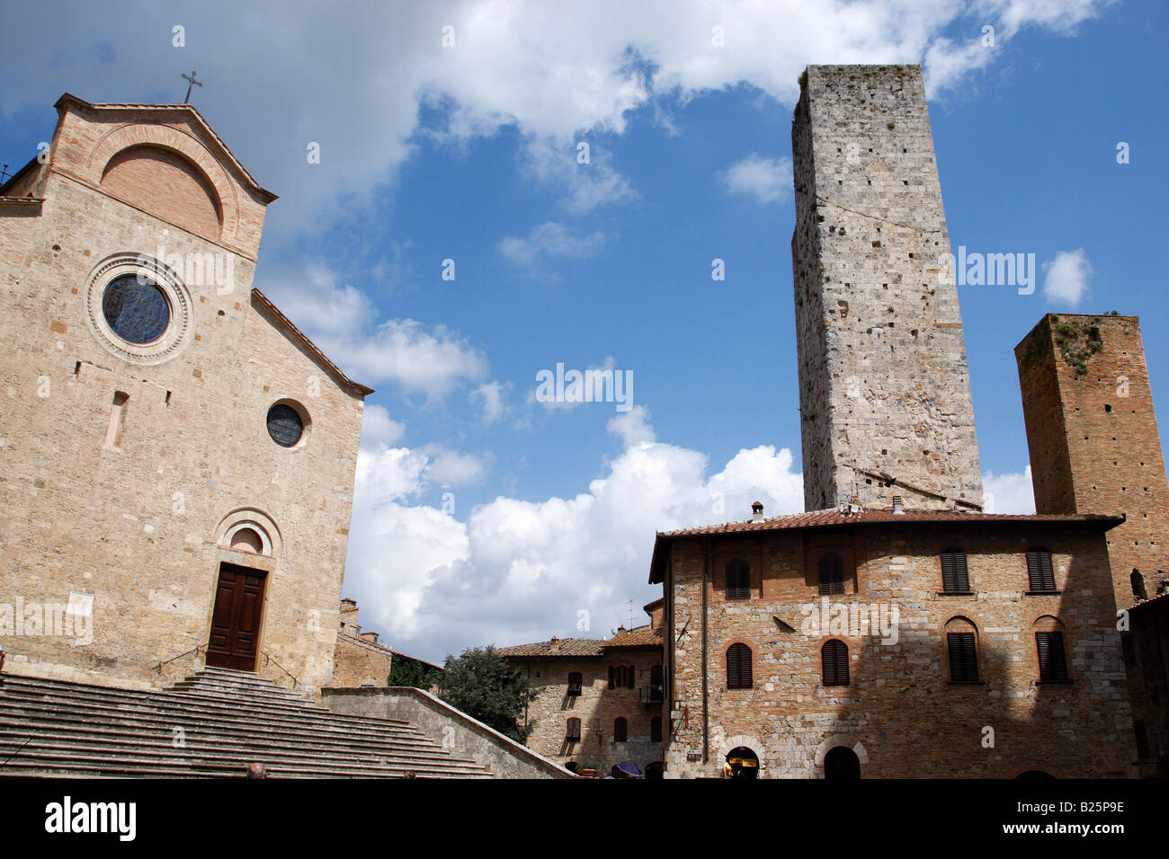 collegiata or cathedral piazza del duomo san gimignano delle belle ...