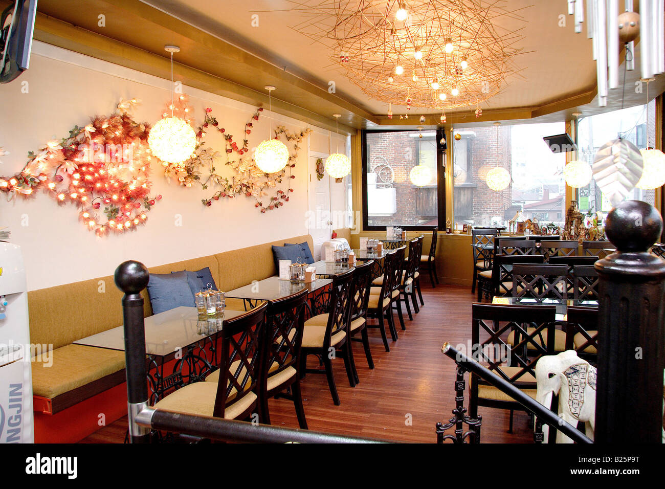 Interior view of restaurant Stock Photo - Alamy