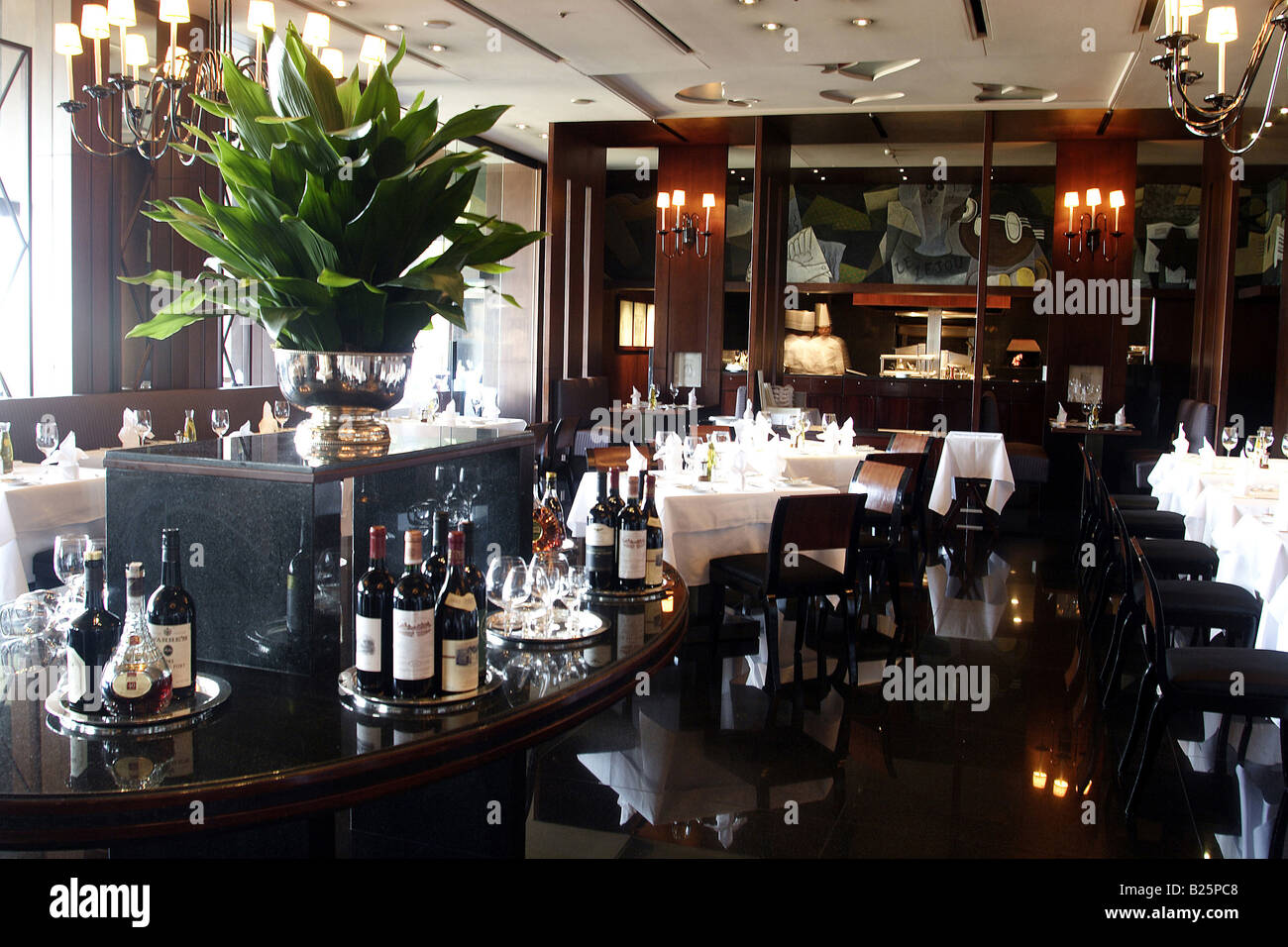 Interior view of restaurant Stock Photo - Alamy