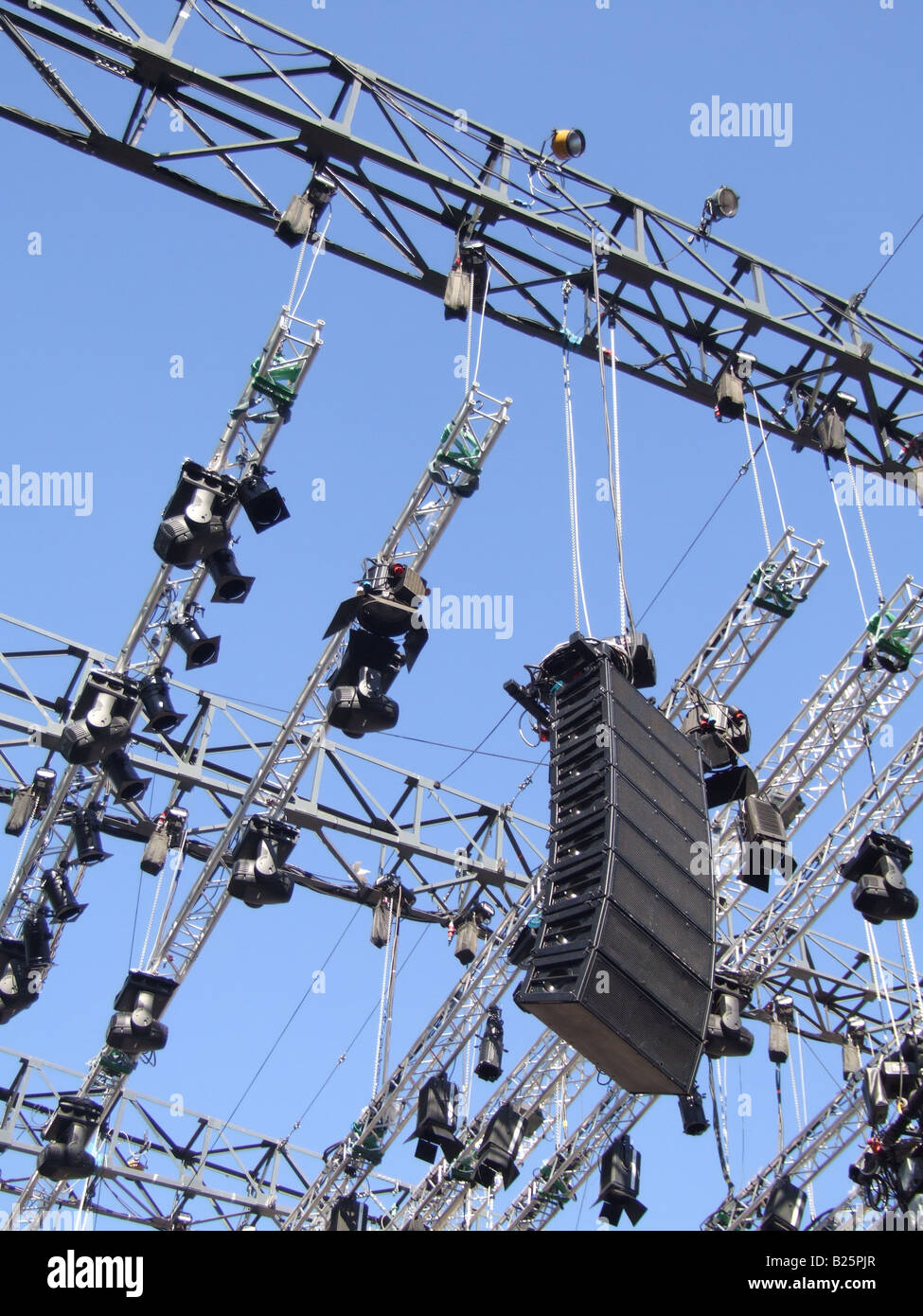 loud speakers and lighting set up on concert stage Stock Photo - Alamy