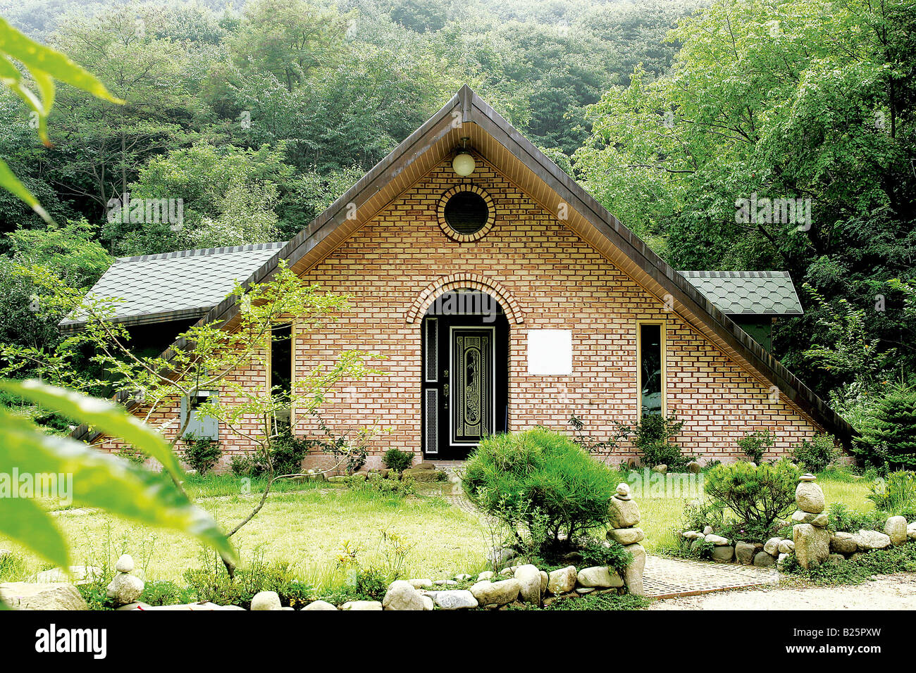 House in nature environment Stock Photo - Alamy