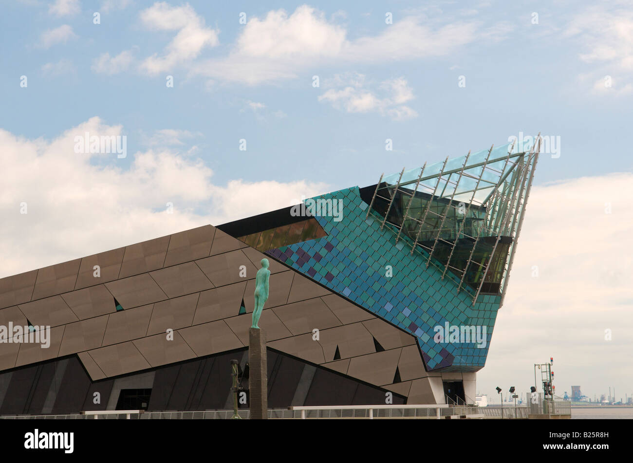 The deep hull terry farrell hi-res stock photography and images - Alamy