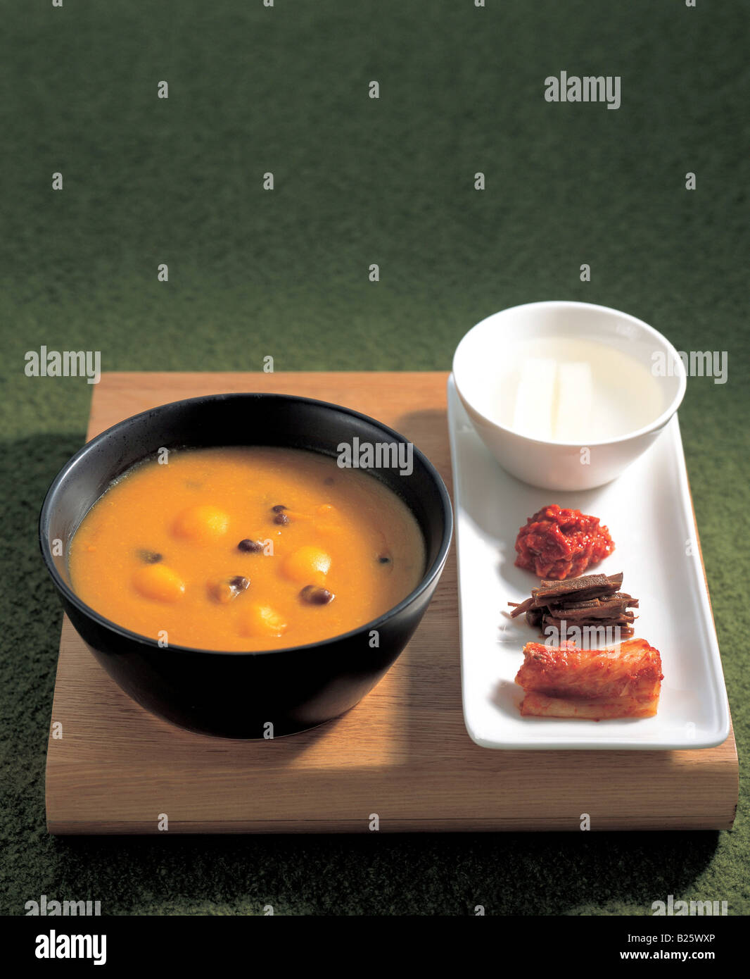 Korean pudding hi-res stock photography and images - Alamy