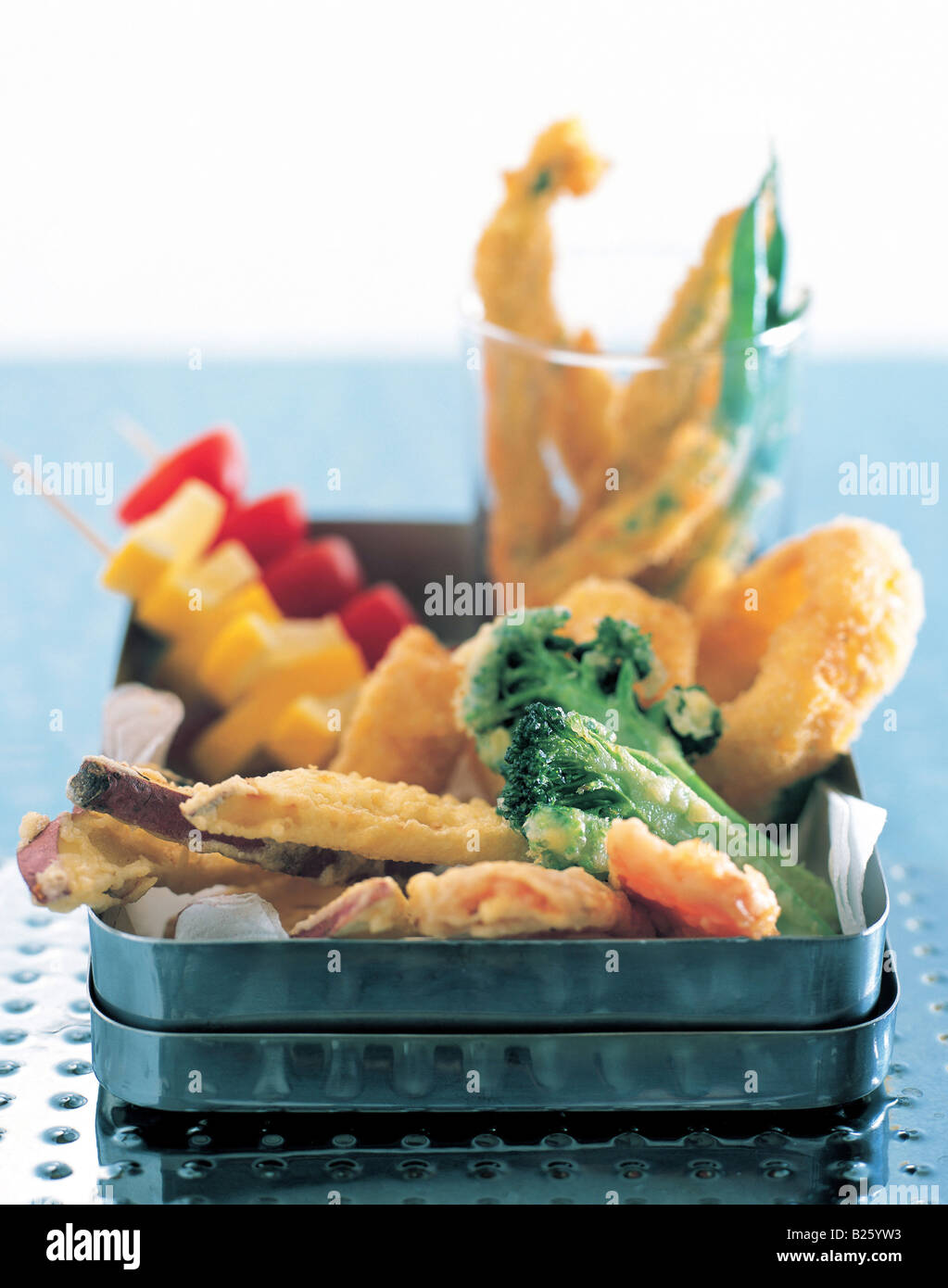Japanese food, fried food, tempura Stock Photo - Alamy