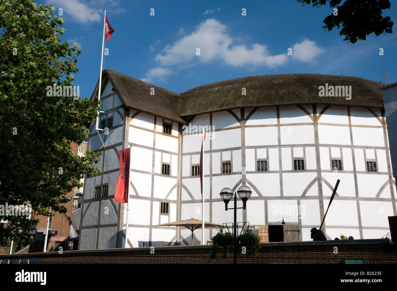 Shakespeare's Globe Theatre, London, England, UK Stock Photo - Alamy