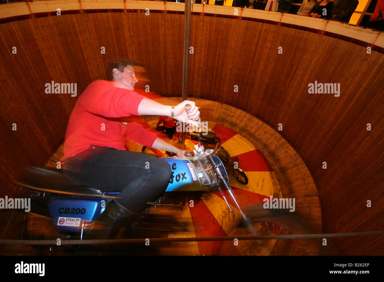 Wall of death motorbike hi-res stock photography and images - Alamy