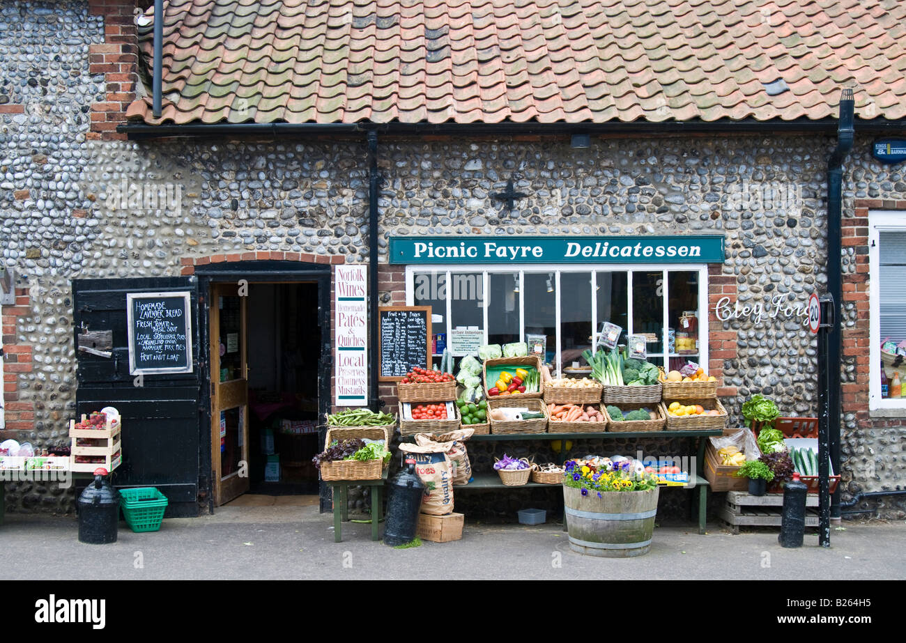 Small village shop hi-res stock photography and images - Alamy