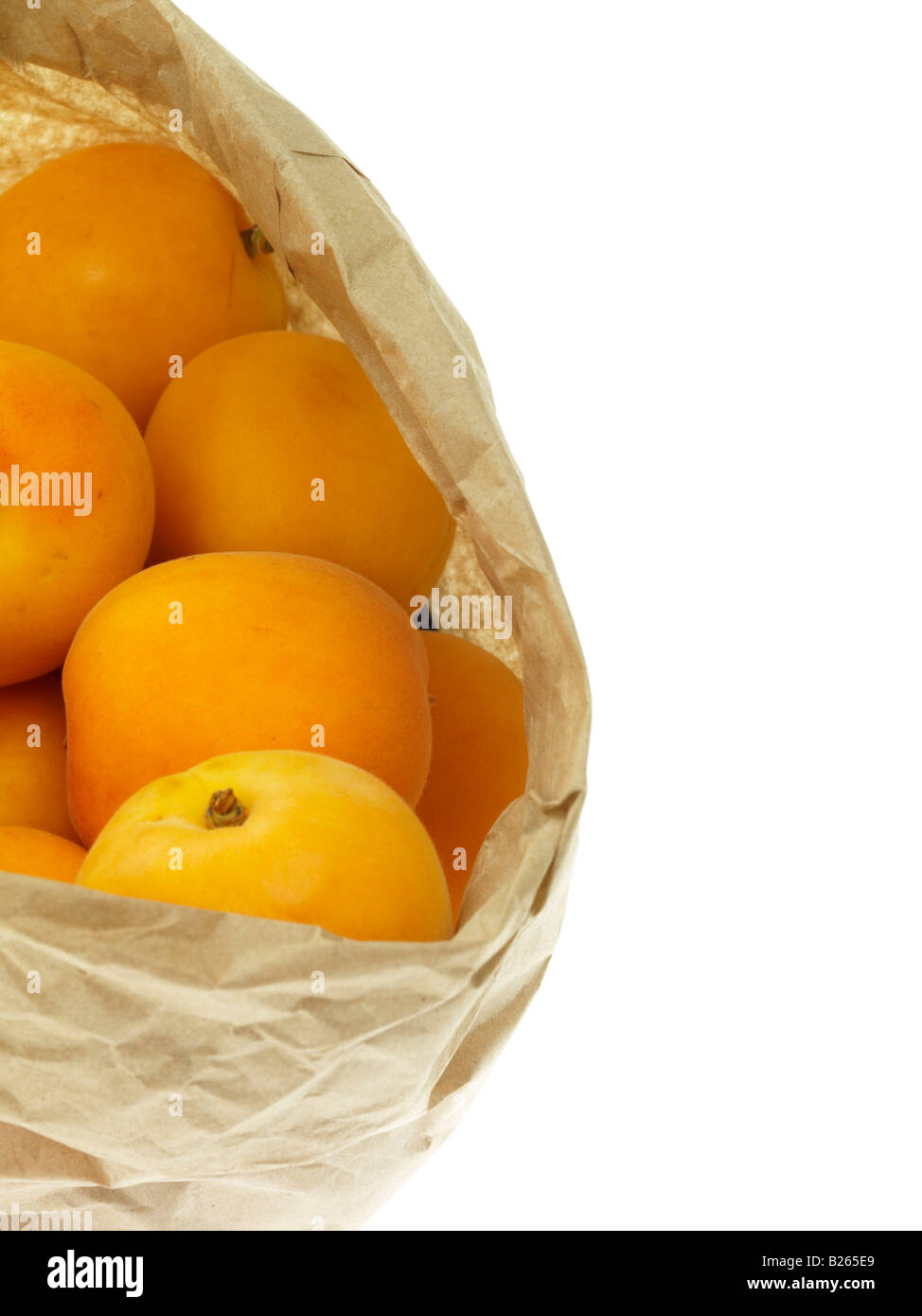 Bag of apricots hi-res stock photography and images - Alamy