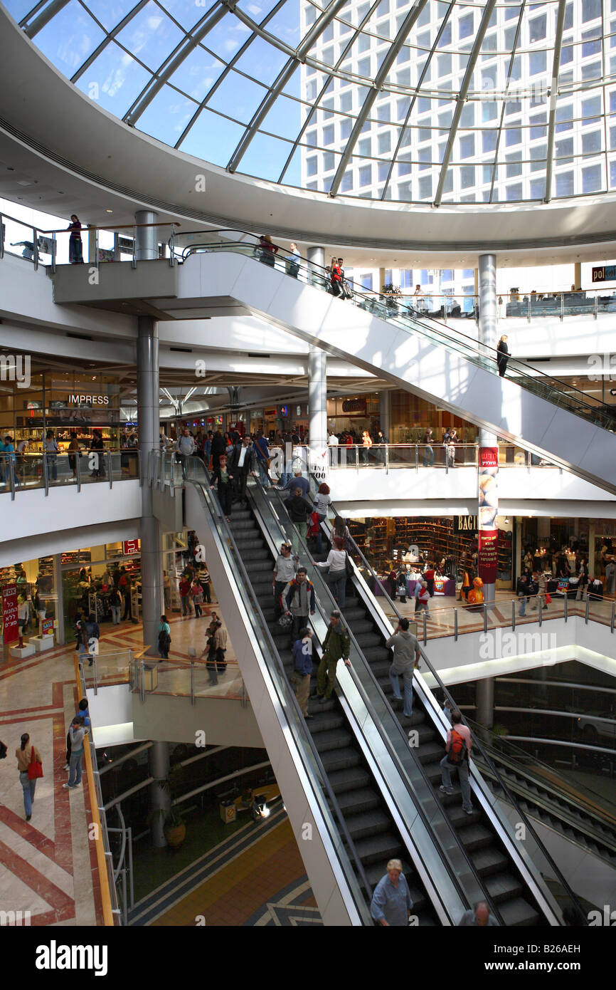 Azrieli center shopping mall hi-res stock photography and images - Alamy
