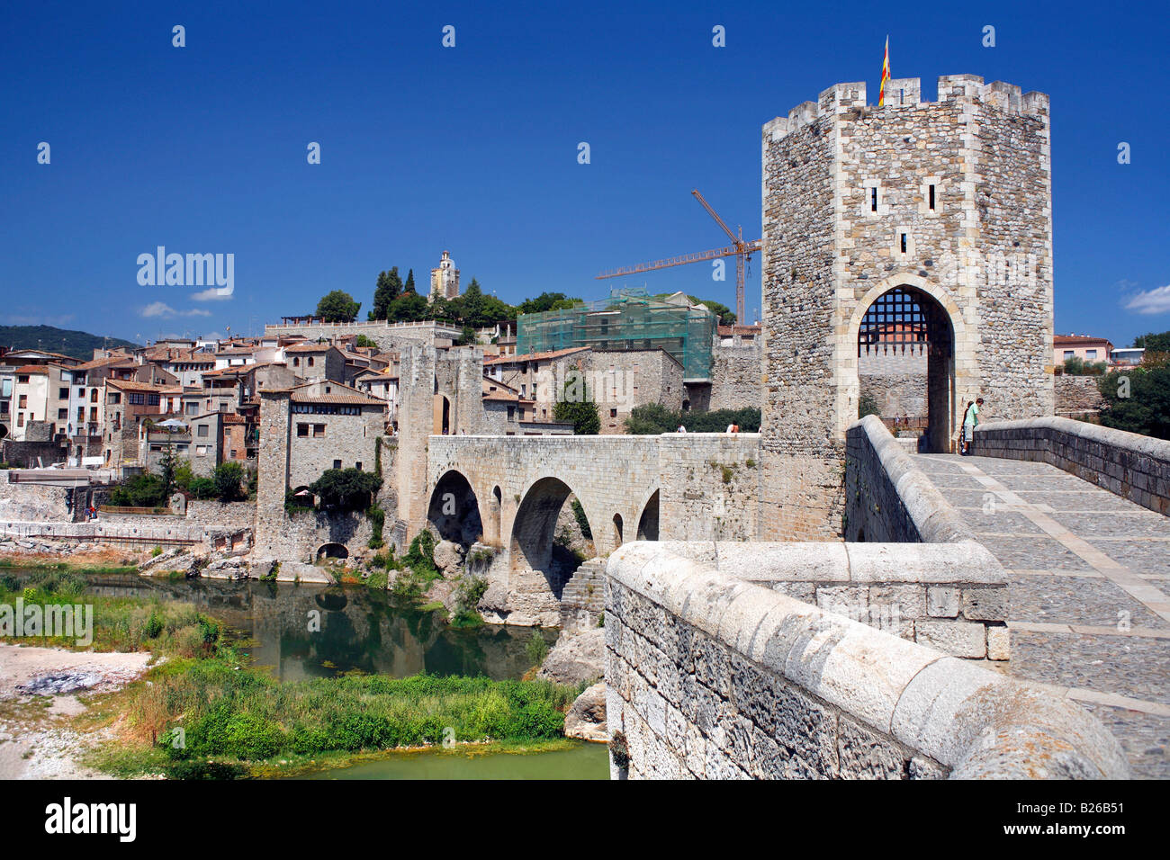 Romanic bridge over River Fluviá, 12th Century town of Besalú ...