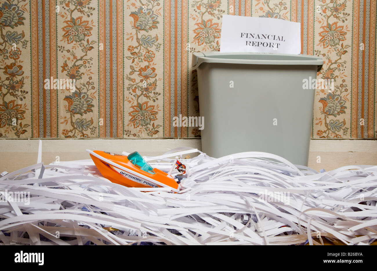 Boat on sea shreddings shredder hi-res stock photography and images - Alamy