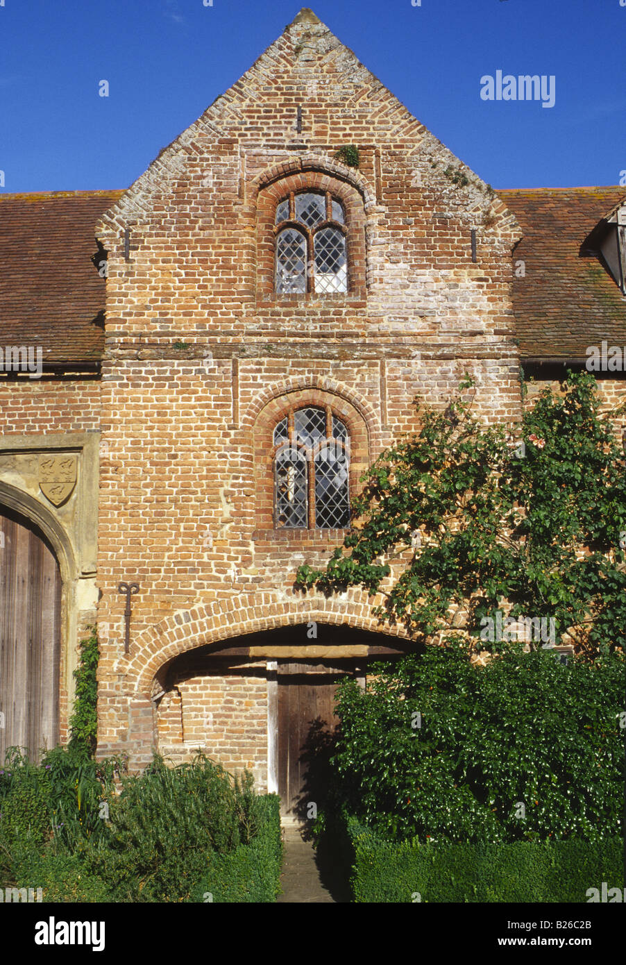 Tudor brickwork hi-res stock photography and images - Alamy