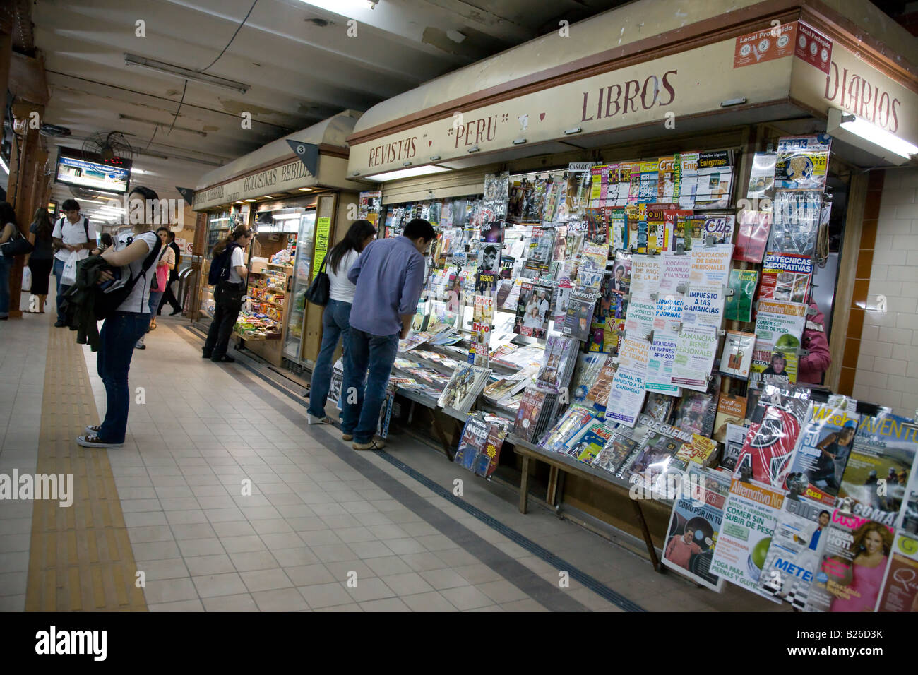 News Stand, Subte A Metro Platform, Train Station in Buenos Aires ...