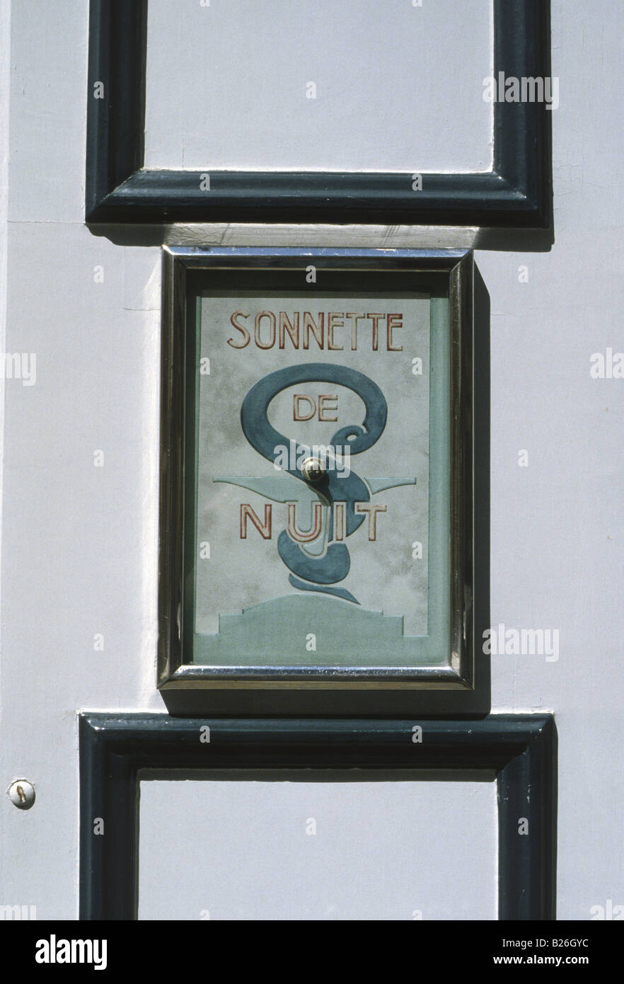 Hand painted furniture hi-res stock photography and images - Alamy