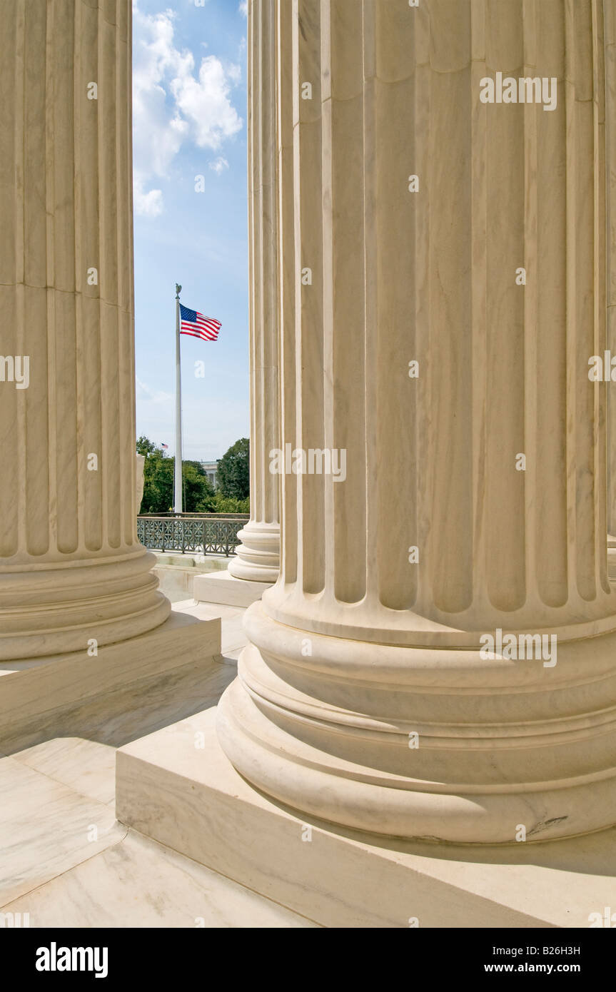 The American flag at the north west corner of the US Supreme Court ...