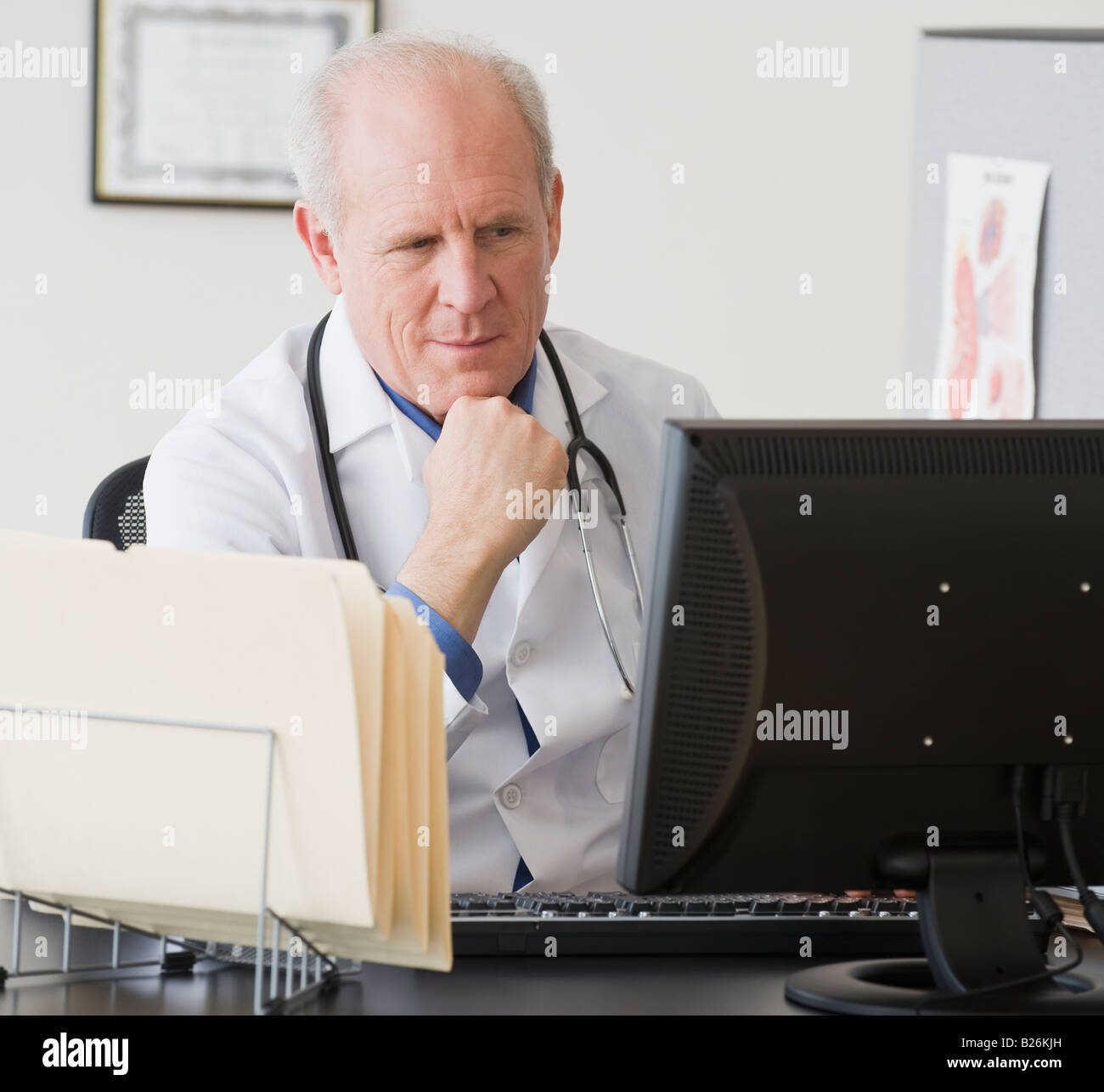 Doctors steth hi-res stock photography and images - Alamy
