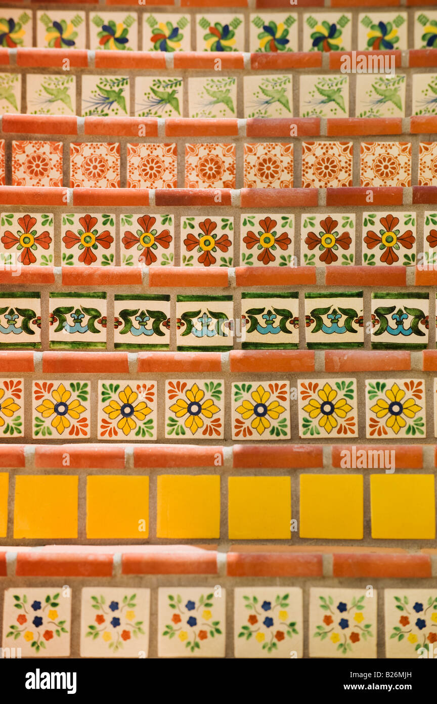 Decorative tile hi-res stock photography and images - Alamy