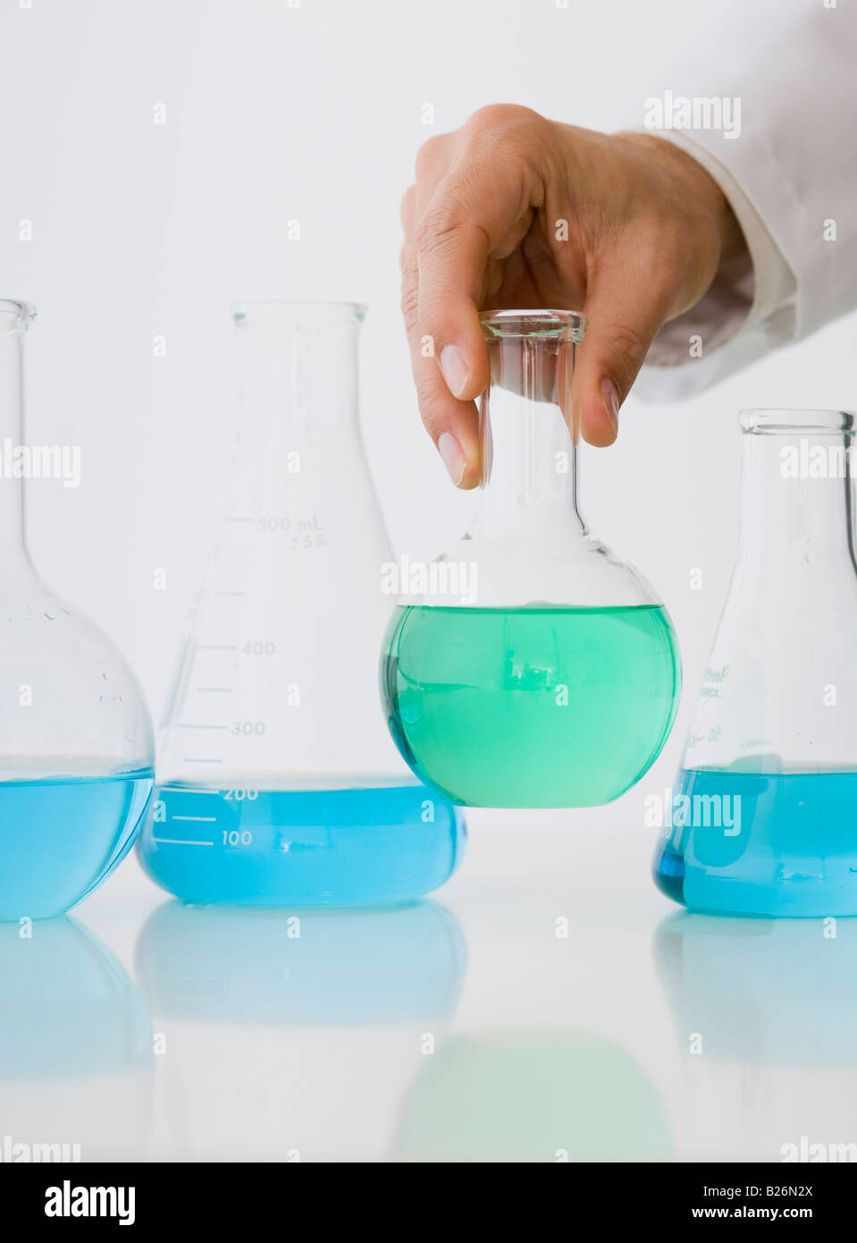 Vial beaker hi-res stock photography and images - Alamy