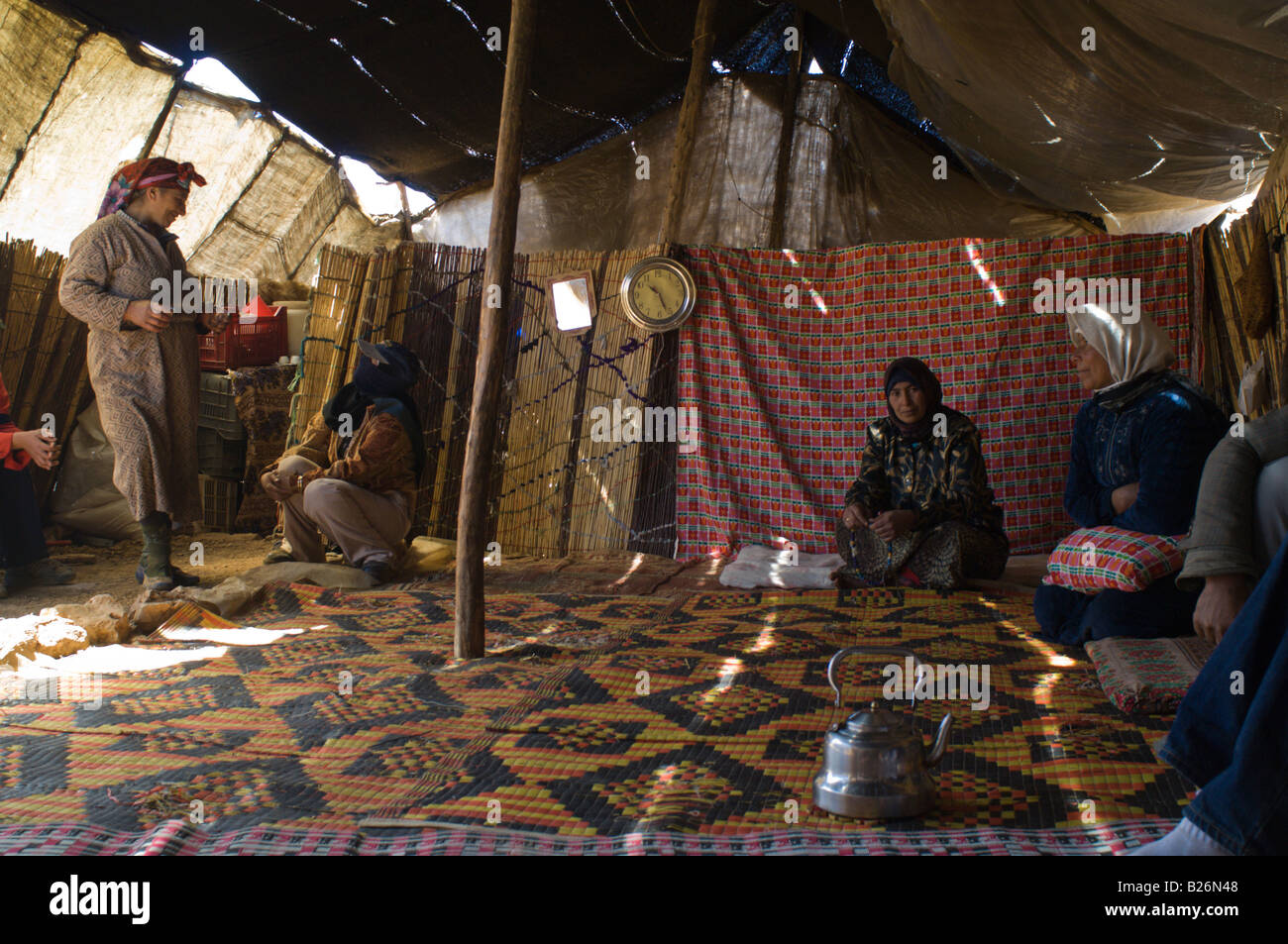 Bedouin family camp hi-res stock photography and images - Alamy