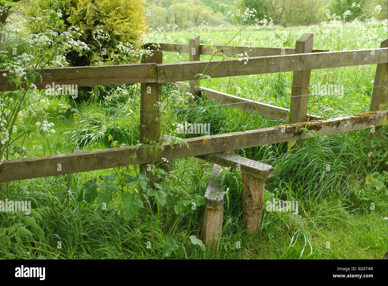 Step over fence hi-res stock photography and images - Alamy