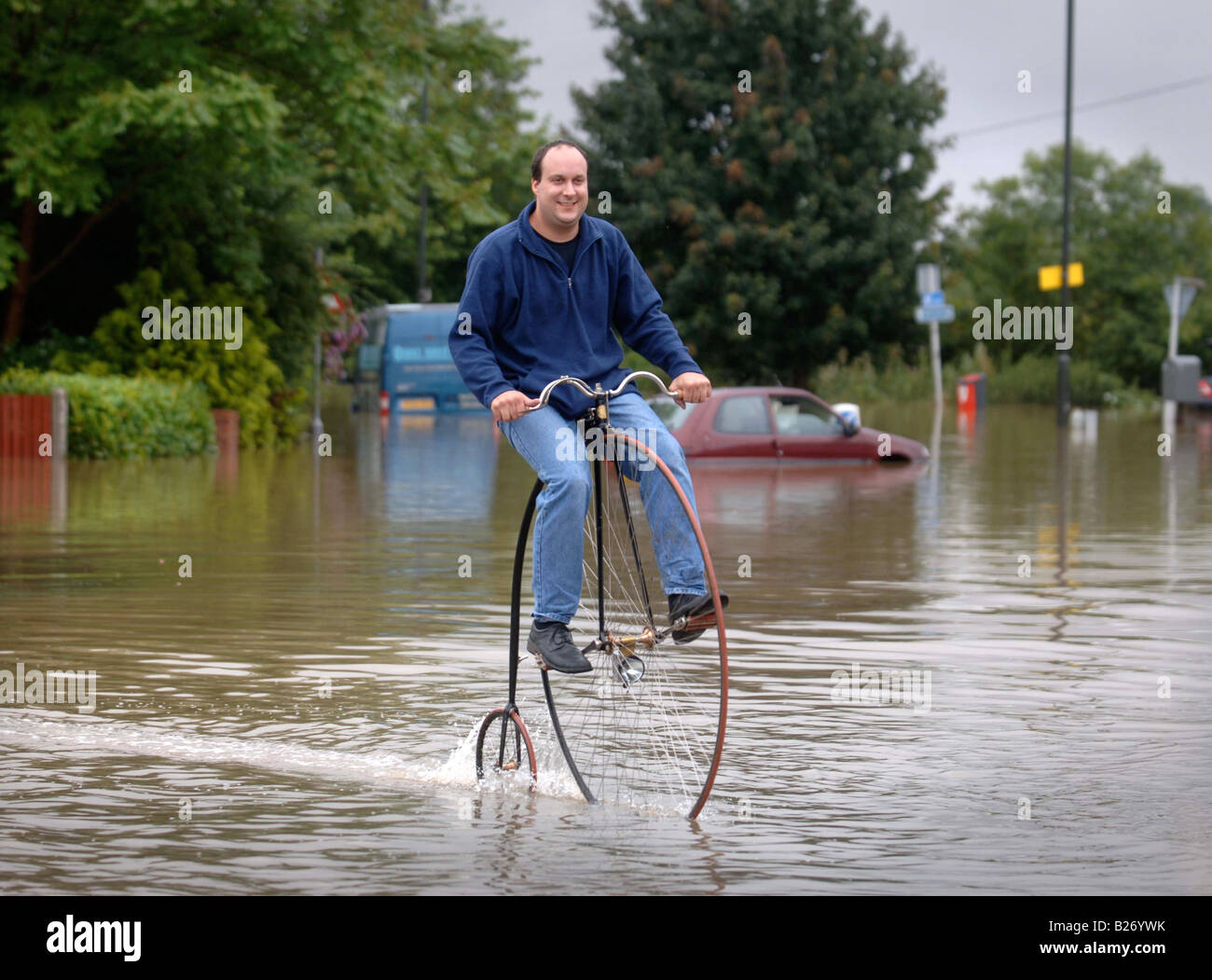 TEWKESBURY RESIDENT GRAHAM WEATHERLY RIDES HIS PENNY FARTHING THROUGH ...